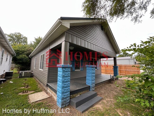 2 br, 1 bath House - 1725 E Maryland Street - 1725 E Maryland St ...