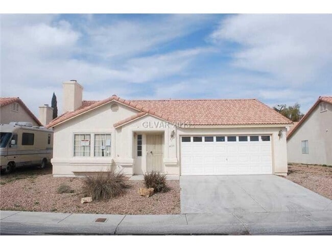 Modern Oasis: Stylish Single-Story Living! - 4336 Cassandra Dr North ...