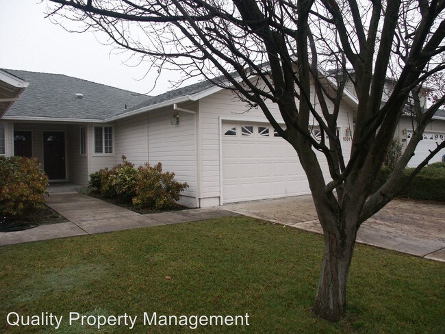 1029 Hopkins Rd - 1029 Hopkins Rd Central Point OR 97502 | Apartment Finder