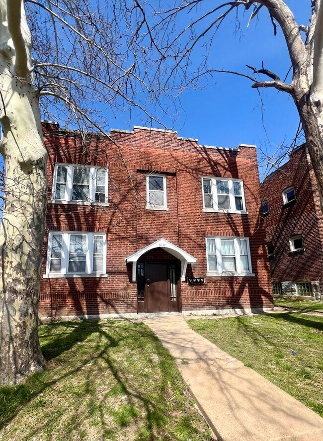 3641 Chippewa Street - 3641 Chippewa St St. Louis MO 63116 | Apartment ...