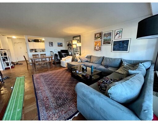 9 Hawthorne Pl - 9 Hawthorne Pl Boston MA 02114 | Apartment Finder