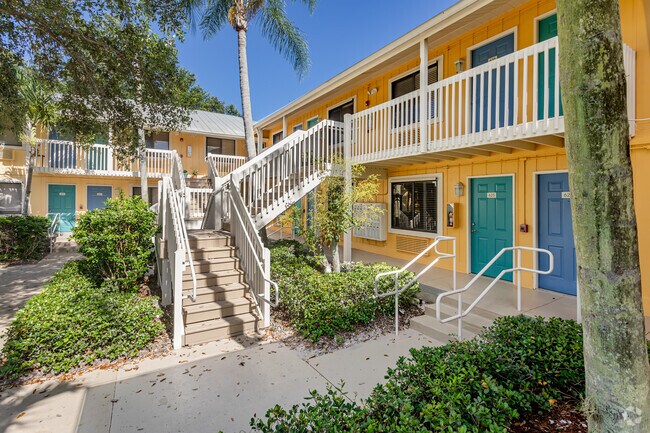 Naples 701 - 3531 Plantation Way Naples FL 34112 | Apartment Finder
