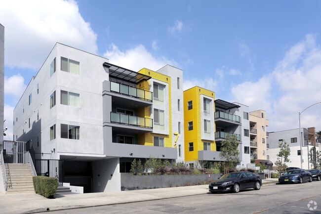 Wilcox Place - 727 Wilcox Ave Los Angeles CA 90038 | Apartment Finder