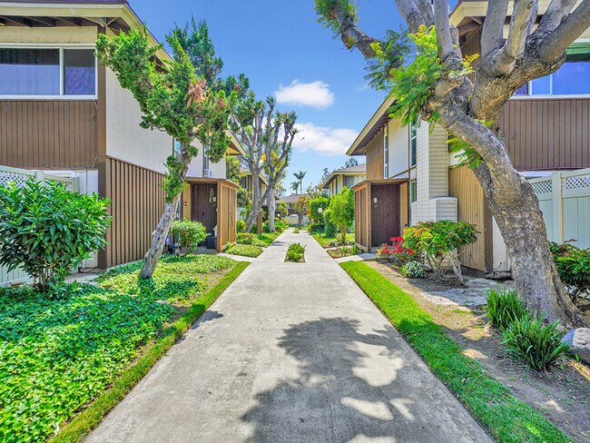 15500 Tustin Village Way - 15500 Tustin Village Way Tustin CA 92780 ...