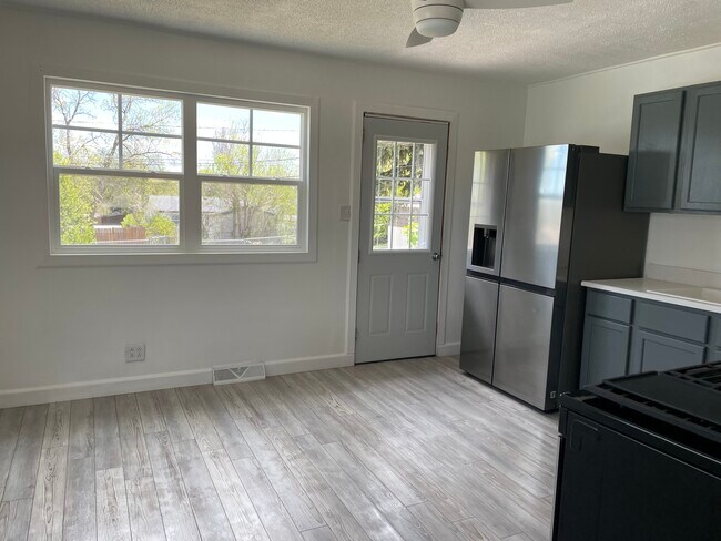 5037 Redmond Rd - 5037 Redmond Rd Cheyenne WY 82009 | Apartment Finder