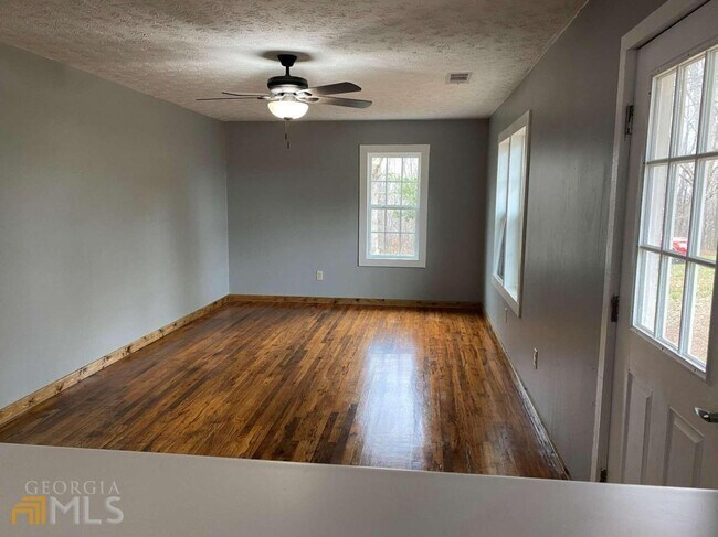 2629 Carl Dr - 2629 Carl Dr Gainesville GA 30506 | Apartment Finder