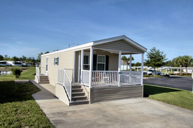 Three Lakes RV Resort - Hudson, FL | Apartment Finder