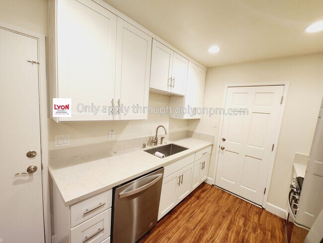 Beautifully Renovated Halfplex - 7353 Barr Way Sacramento CA 95831 ...