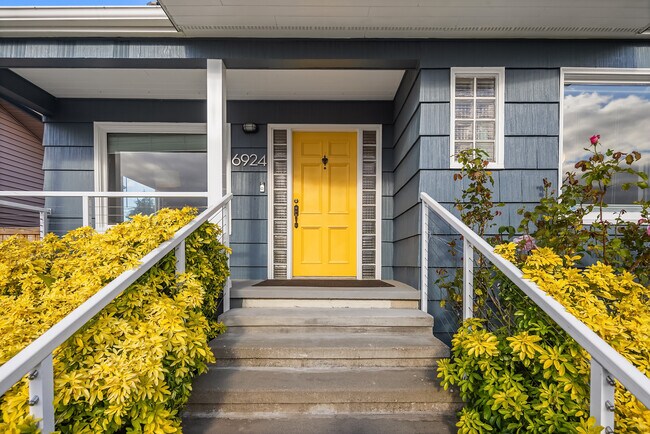 6924 38th Ave SW - 6924 38th Ave SW Seattle WA 98126 | Apartment Finder