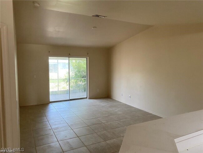 1029 Jaguar Blvd - 1029 Jaguar Blvd Lehigh Acres FL 33974 | Apartment ...