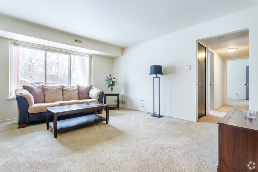 Taylor Woods Apartments - 10750 Mount Vernon St Taylor MI 48180 ...