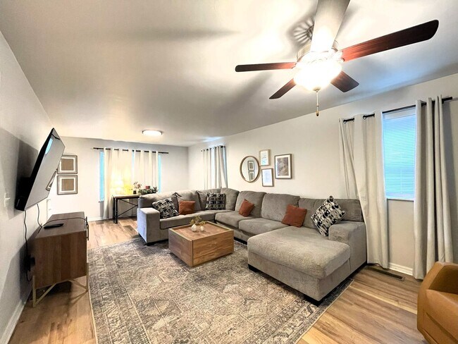 Stunning Remodeled Home with Modern Upgrades! - 1212 NW 105th Terrace ...