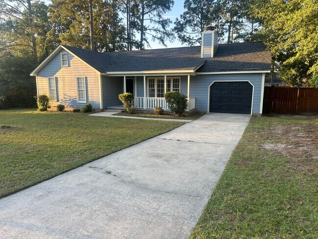 Newly renovated ranch-style home with lots... - 219 Concourse Dr ...