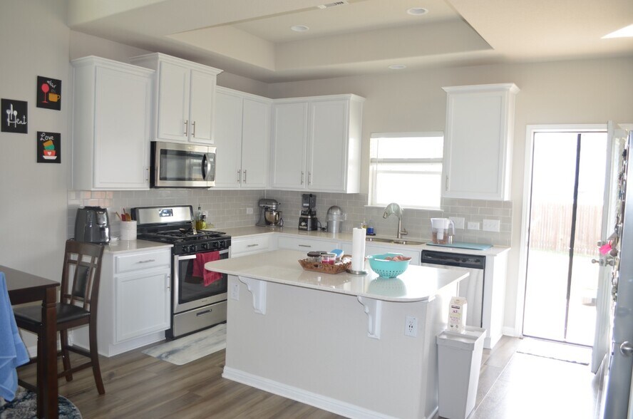 6501 Rafferty Ln - 6501 Rafferty Ln Austin TX 78747 | Apartment Finder