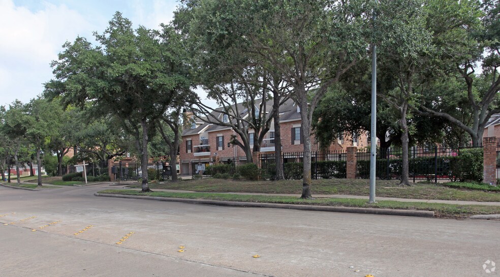 Arbor Point - 18142 S Park View Dr Houston TX 77084 | Apartment Finder