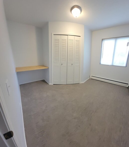Cedar Square Apartments - 1570 E St Germain St Saint Cloud MN 56304 ...