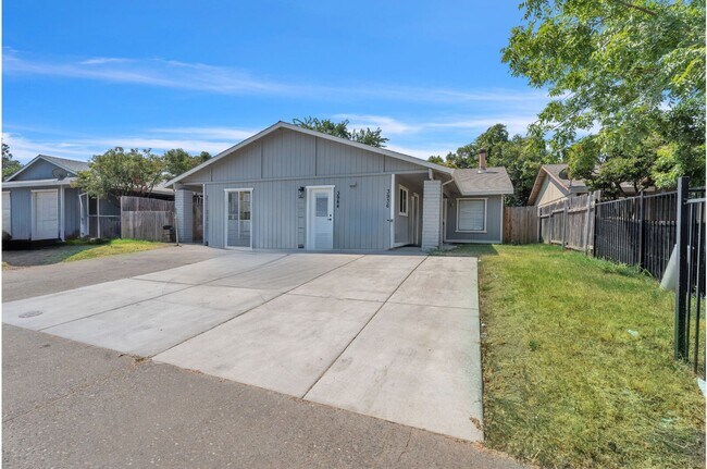 Renick Triplex - 3936-3944 Renick Way North Highlands CA 95660 ...