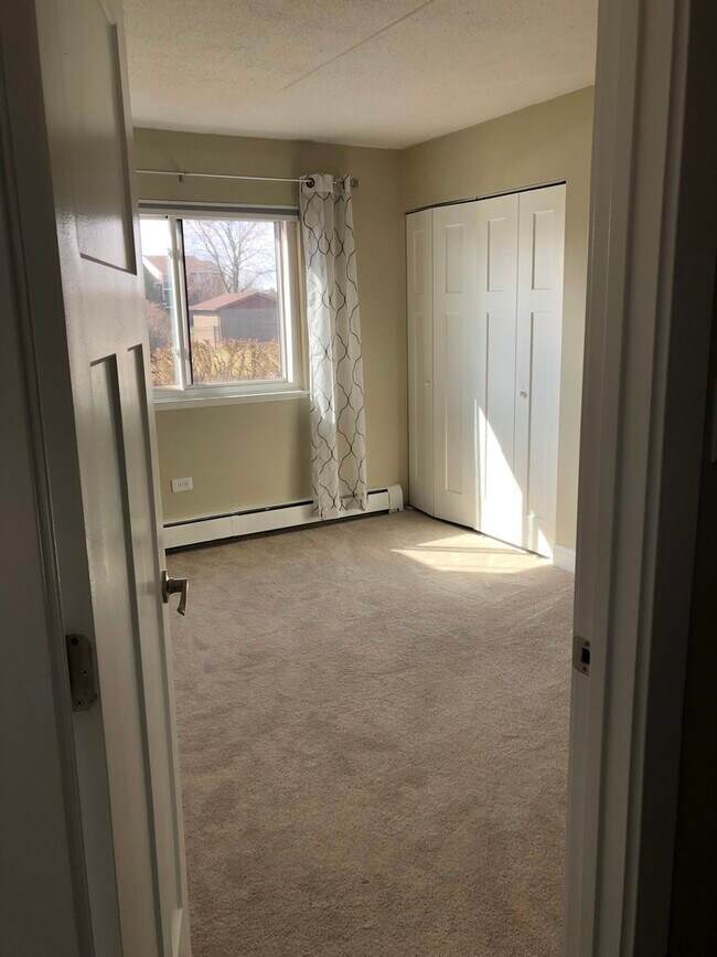 7305 W 157th St - 7305 W 157th St Orland Park IL 60462 | Apartment Finder