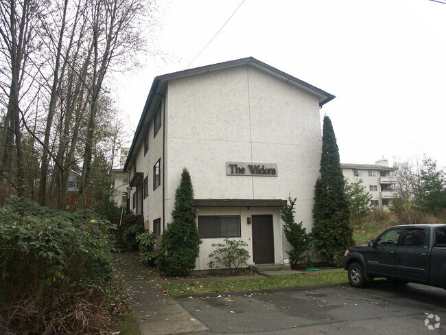 The Wildora Apartments - 525 NE 104th St Seattle WA 98125 | Apartment ...