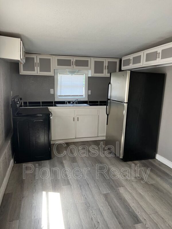 7018 Washington St - 7018 Washington St New Port Richey FL 34652 ...