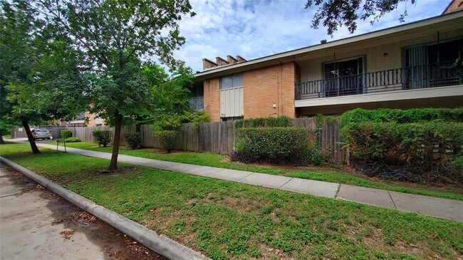 6924 Stella Link Rd - 6924 Stella Link Rd Houston TX 77025 | Apartment ...