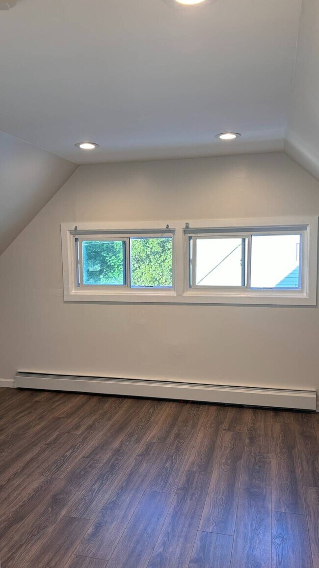 39 Sleepy Ln - 39 Sleepy Ln Hicksville NY 11801 | Apartment Finder