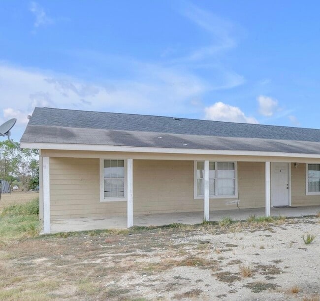 9678 Interstate 10 Frontage Rd - 9678 Interstate 10 Frontage Rd Sealy ...