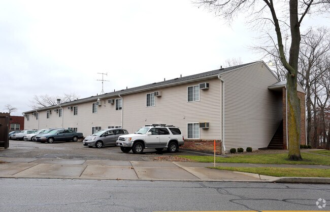 101 Merriman - 101 Merriman Rd Akron OH 44303 | Apartment Finder