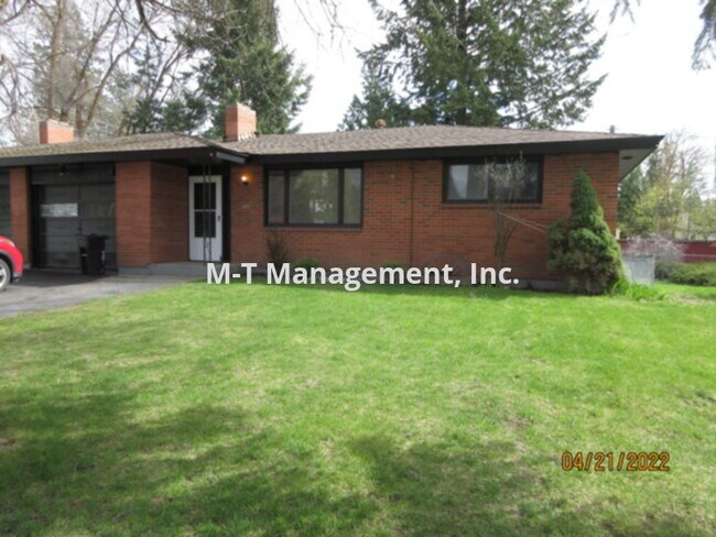 North side renovated 3+ br/2 bath duplex - 409 W Holland Ave Spokane WA ...