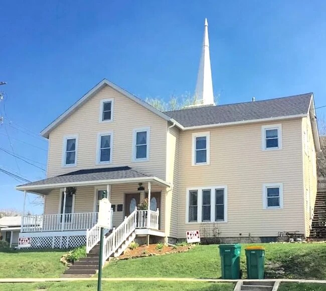 236 E Illinois St - 236 E Illinois St Lemont IL 60439 | Apartment Finder