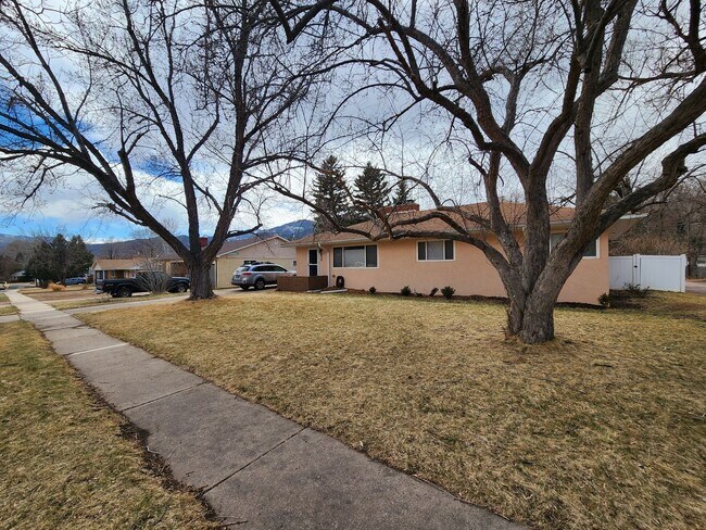 Charming 3 Bed, 2 Bath Home Near Old Color... - 614 Valley Rd Colorado ...