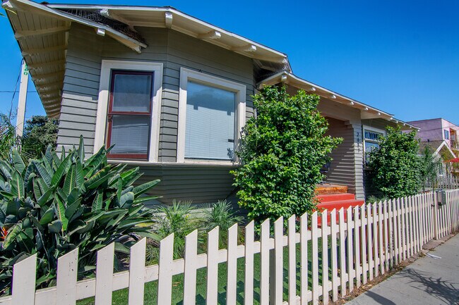 2667 S Catalina St - 2667 S Catalina St Los Angeles CA 90007 ...