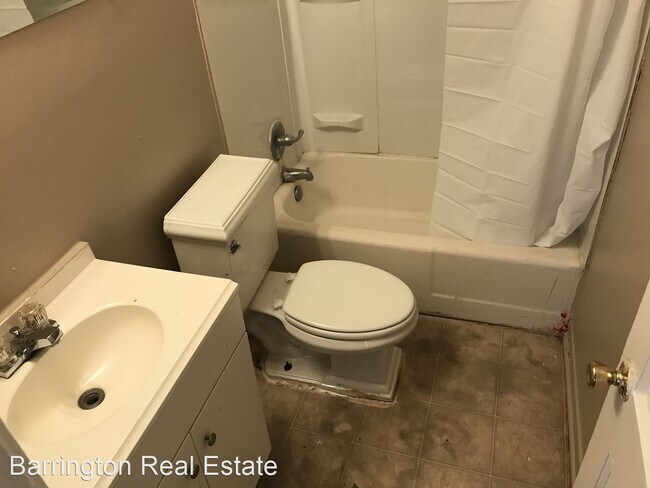 3 br, 1 bath House - 1429 Rayfield Drive - 1429 Rayfield Dr Midfield AL ...