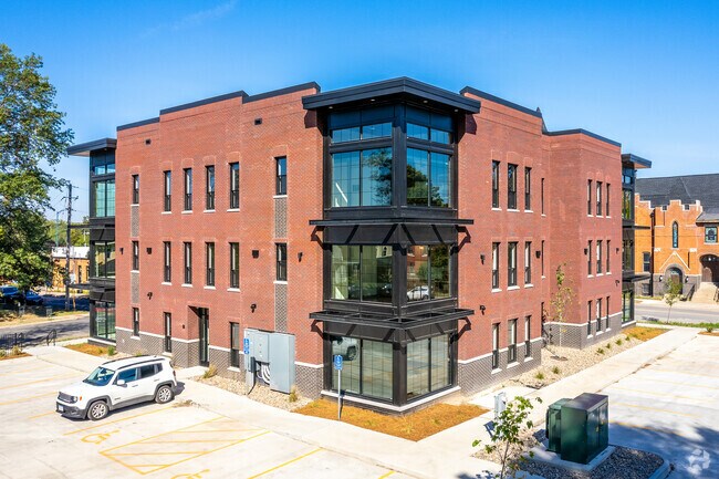 The Winford - 851 19th St Des Moines IA 50314 | Apartment Finder