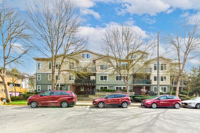 Introducing the Stunning Ground Floor End ... - 7912 170th Ave NE ...