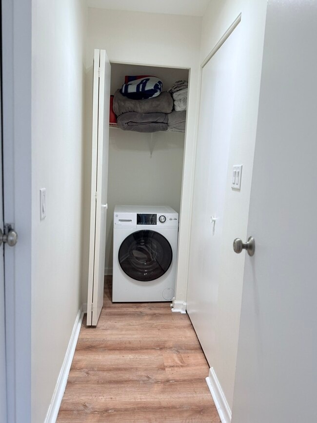 3033 N Sheridan Rd - 3033 N Sheridan Rd Chicago IL 60657 | Apartment Finder