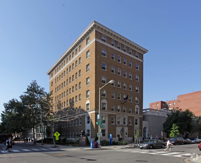 Lafayette Hall - 2100 Eye St NW Washington DC 20052 | Apartment Finder