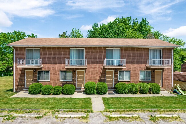 2139 Glenmount Ave - 2139 Glenmount Ave Coventry Township OH 44319 ...