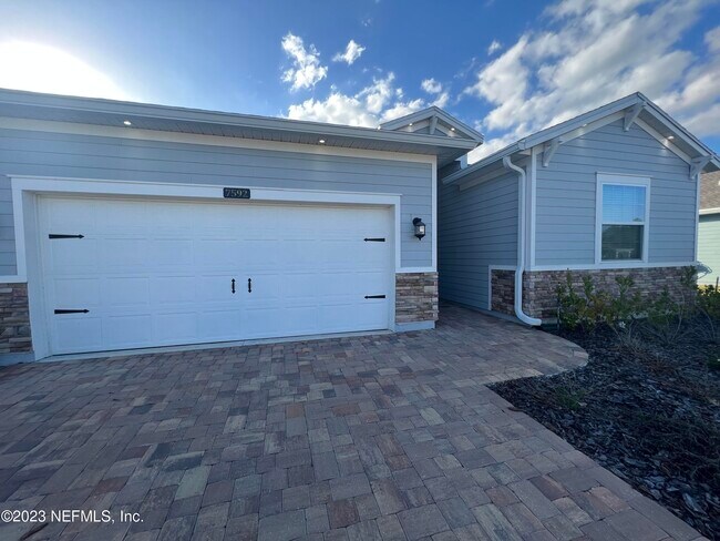 7592 Rock Brook Dr - 7592 Rock Brook Dr Jacksonville FL 32222 ...