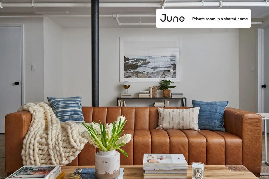 Spacious ROOM at The Grand House - 417 Grand Ave Brooklyn NY 11238 ...