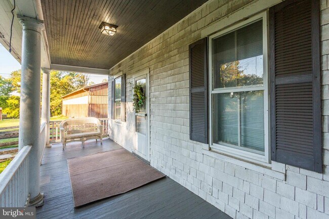 12146 Triadelphia Rd - 12146 Triadelphia Rd Ellicott City MD 21042 ...