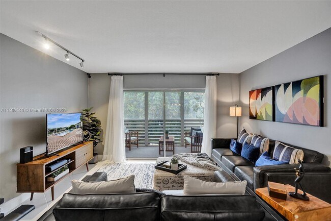 1802 Eleuthera Point - 1802 Eleuthera Point Coconut Creek FL 33066 ...