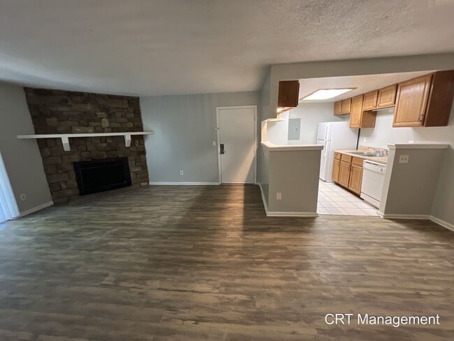 Gound level 3-bedroom 2 Bathroom Condo in Robinwood! - 18021 E Kentucky ...
