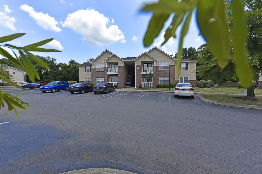 Meadows of Lebanon - 50 Meadows Dr Lebanon TN 37087 | Apartment Finder