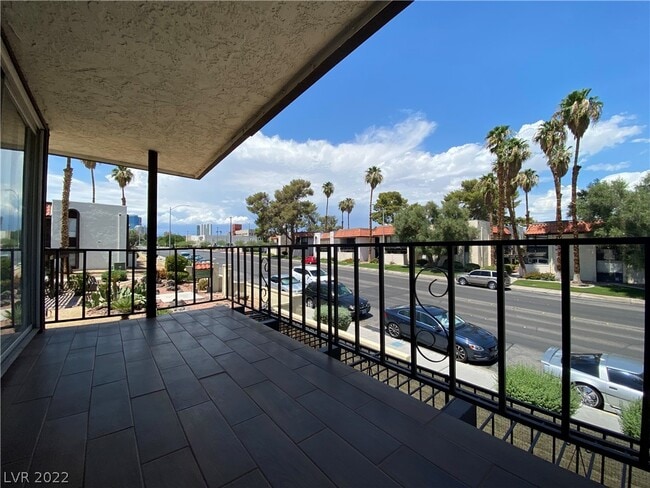 1405 Vegas Valley Dr - 1405 Vegas Valley Dr Las Vegas NV 89169 ...