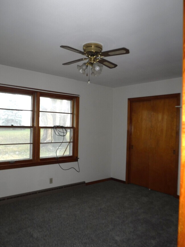906 Cook Rd - 906 Cook Rd Saint Joseph MO 64505 | Apartment Finder