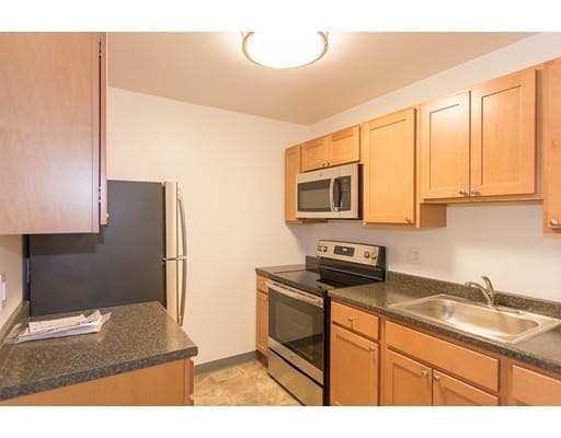 7 Liberty Sq - 7 Liberty Sq Lynn MA 01901 | Apartment Finder