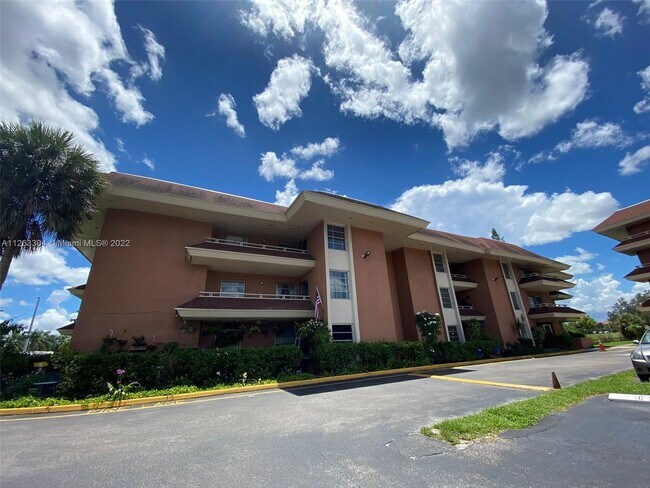 17500 NW 68th Ave - 17500 NW 68th Ave Hialeah FL 33015 | Apartment Finder