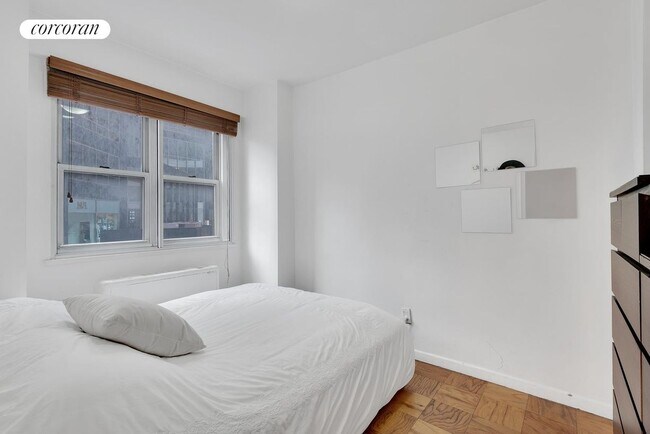 211 E 53rd St - 211 E 53rd St New York NY 10022 | Apartment Finder