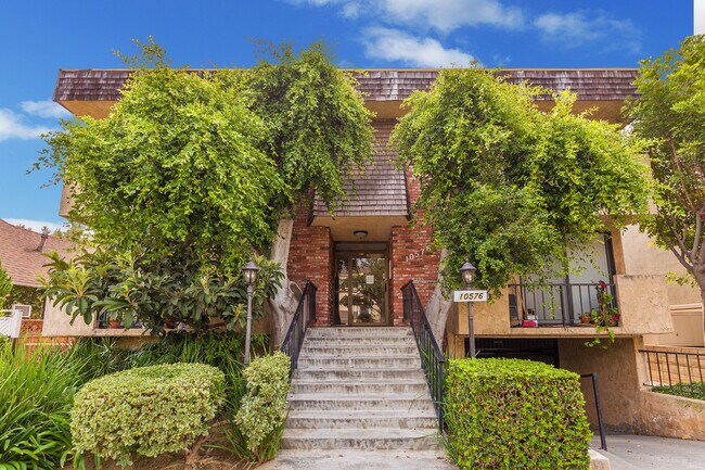 10576 Eastborne Ave - 10576 Eastborne Ave Los Angeles CA 90024 ...